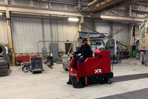 Factory Cat XR Rider Floor Scrubber - Carolina Industrial Equipment (CIE)