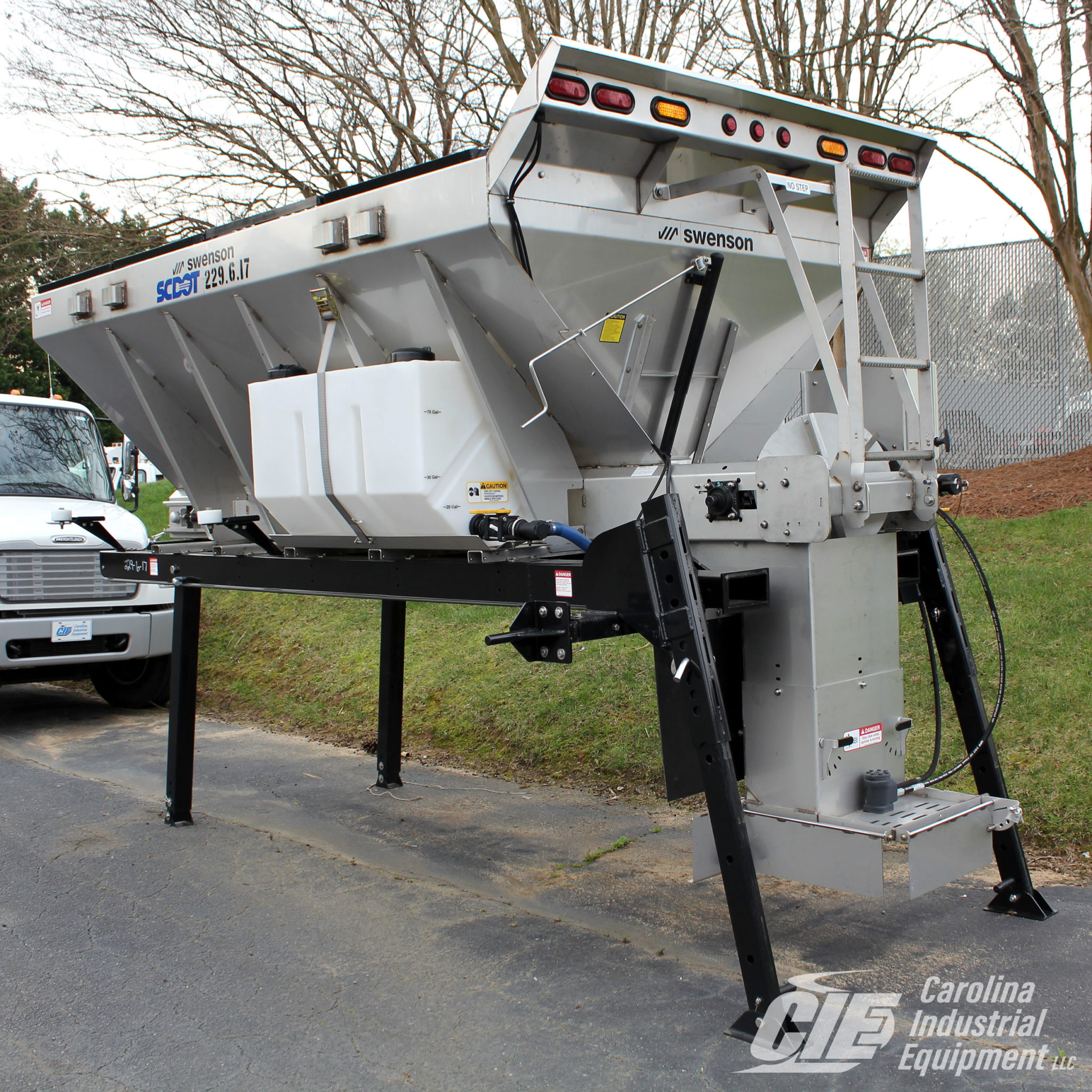 Swenson EV Select V-Box Spreaders - Carolina Industrial Equipment (CIE)