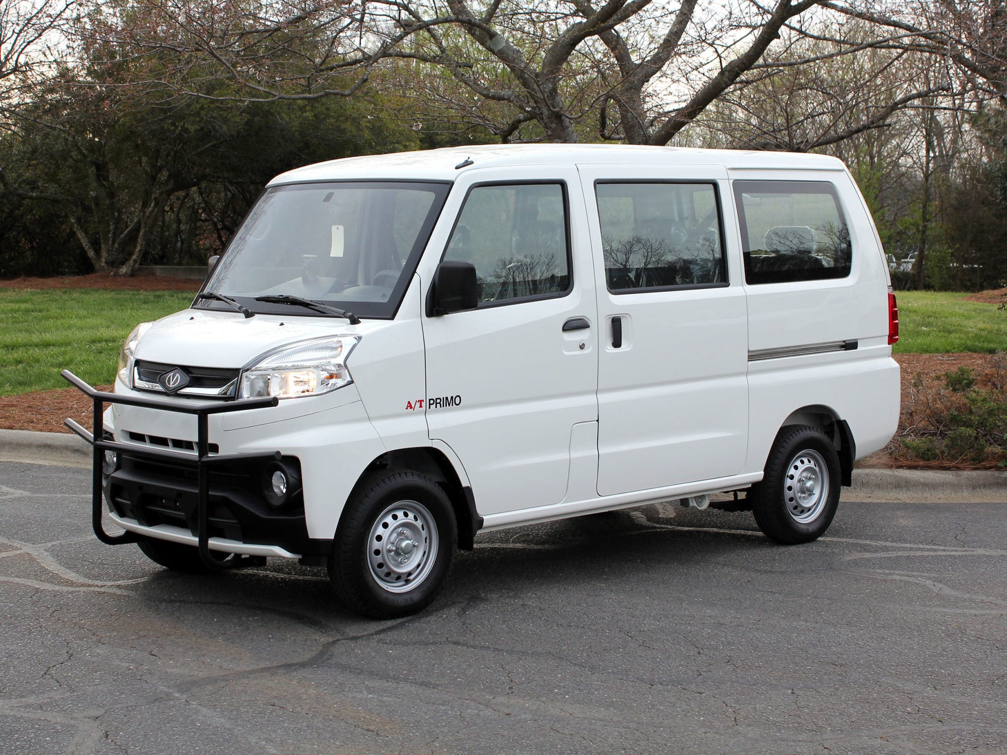 Vantage Primo V2XP-AT Window Van - Carolina Industrial Equipment (CIE)